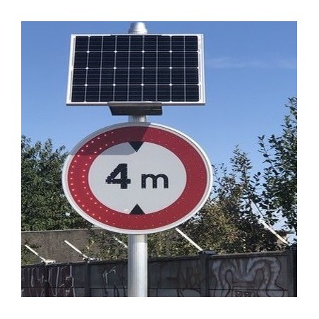 CEP - Panneau renforcé à led type B12